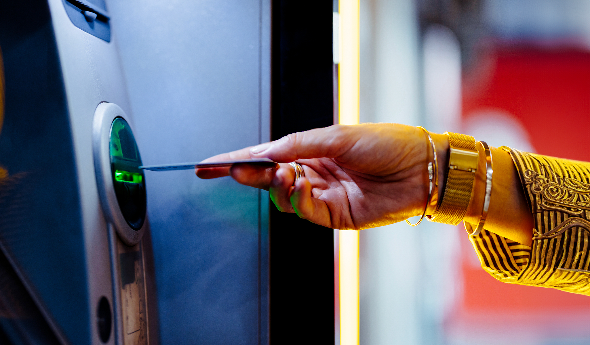 Cajeros automáticos: operaciones bancarias que puedes hacer